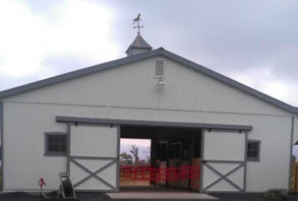 Single Story Barns | Lancaster Barns
